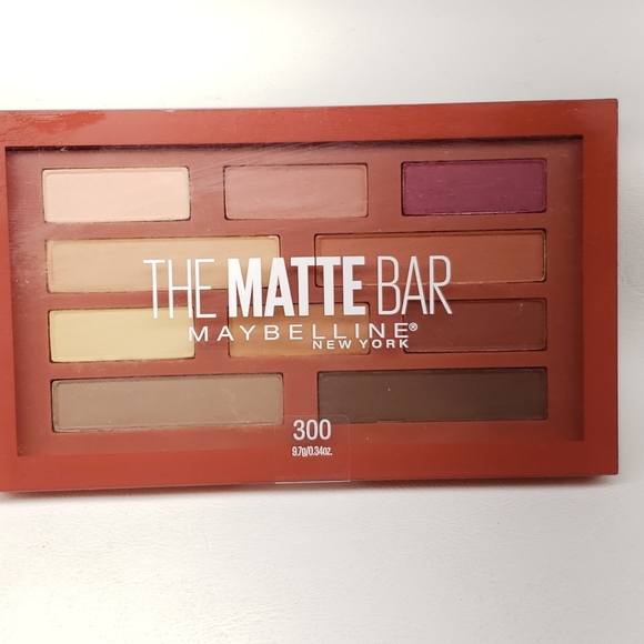 Maybelline | Makeup | New Maybelline The Matte Bar Eyeshadow Palette ...